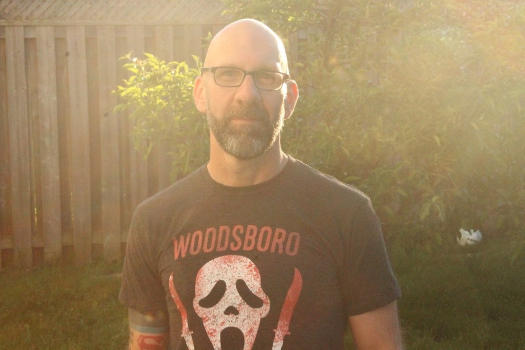 ‘Off the Grid’ (2019) by John Hunt | Mike Finn's Fiction